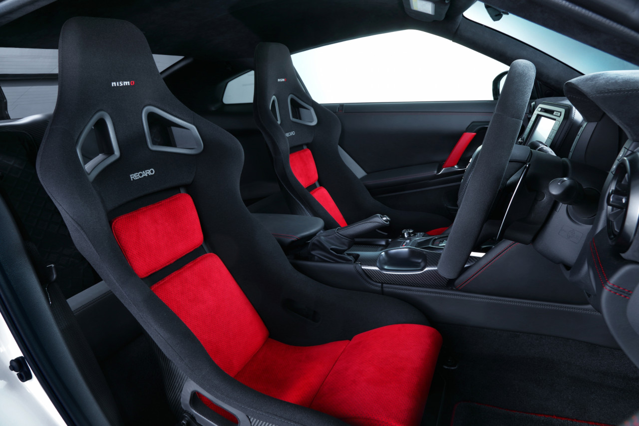 What are the major brands of bucket seats? - DriftShop