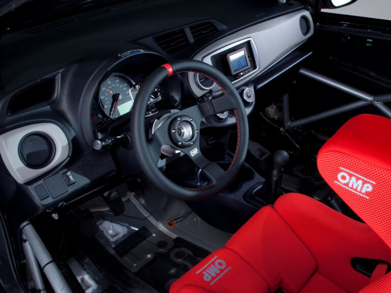 The specificities of rally and circuit steering wheels - DriftShop